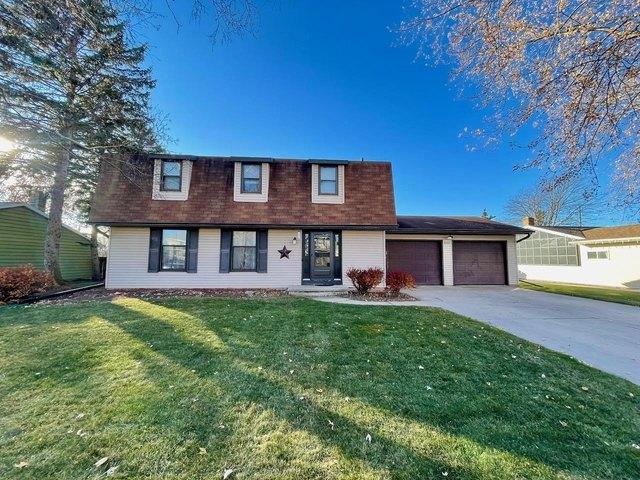 534 Tyrolian Dr, Green Bay, WI 54302
