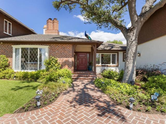534 Vallombrosa Dr, Pasadena, CA 91107 | MLS #P1 26801 | Compass