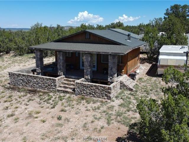 53555 N Markham Pass, Seligman, AZ 86337