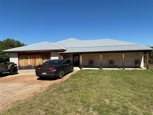 5355 Banks Rd, Fort Worth, TX 76140