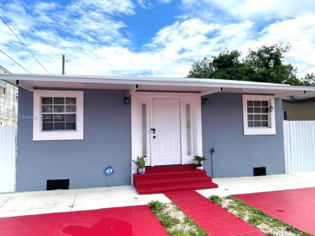 5355 30th Ave NW, Miami, FL 33142