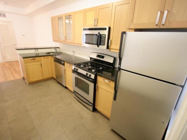 5355 5361 S. Cottage Grove Avenue 3 Bedroom Apartment for Rent at 5355 S Cottage Grove Ave, Chicago, IL 60615 Hyde Park