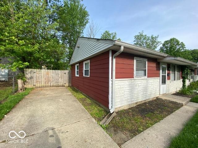 5356 N Kercheval Drive
