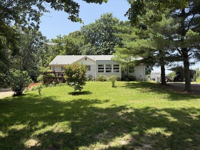 5356 County Road 8800, West Plains, MO 65775