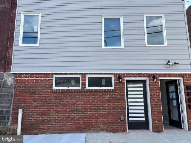 5356 58 Cedar Avenue # 2