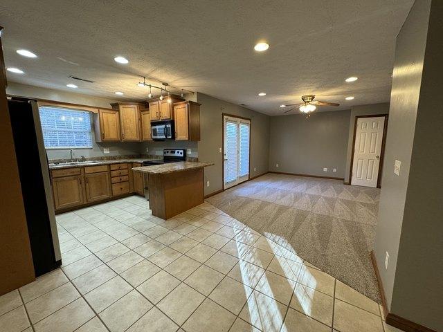 5357 Midway Dr Unit 124, Huntington, WV 25705