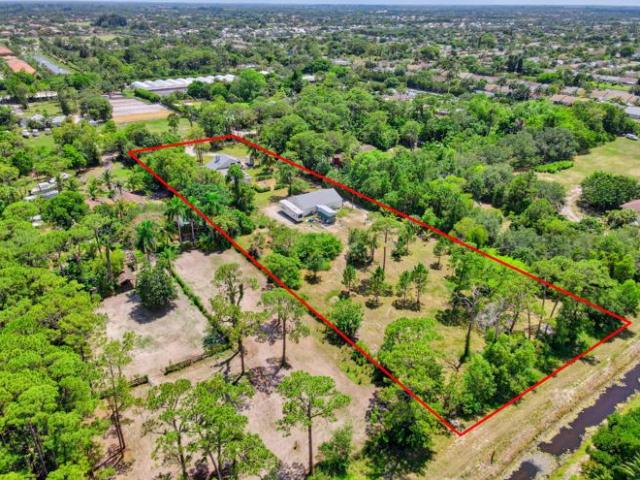 5357 Oldsmobile Dr, Lake Worth, FL 33463