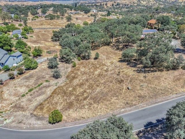 5357 Cox Dr, Valley Springs, CA 95252