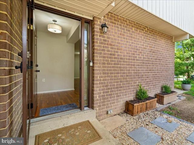 5357 Graywing Court