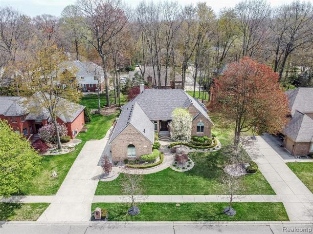 53588 Oak Grove