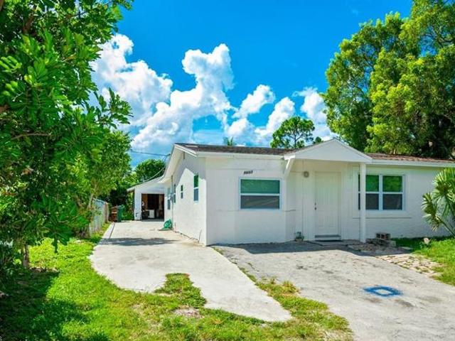 5358 Catts St, Naples, FL 34113