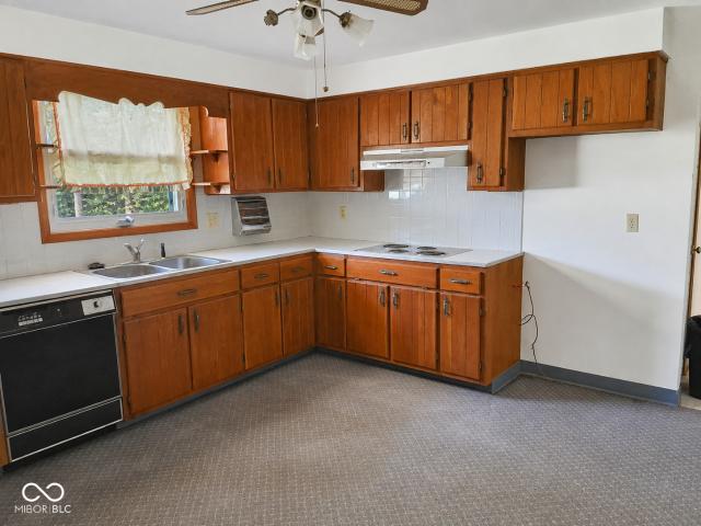 5358 E Woodruff Drive