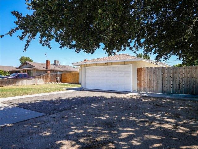 5358 E Tyler Ave, Fresno, CA 93727