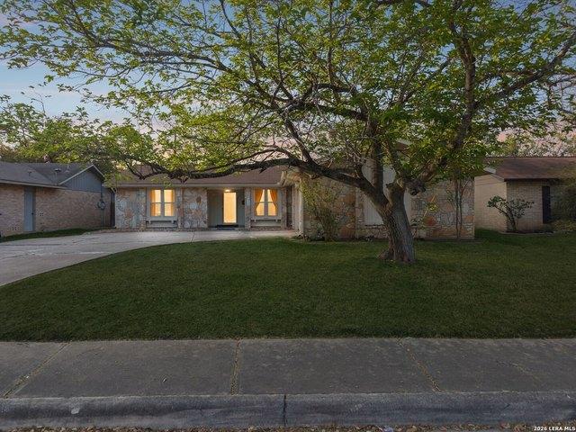 5358 Peppermint Dr, Kirby, TX 78219