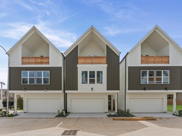 5358 Waleska Dr, Houston, TX 77091