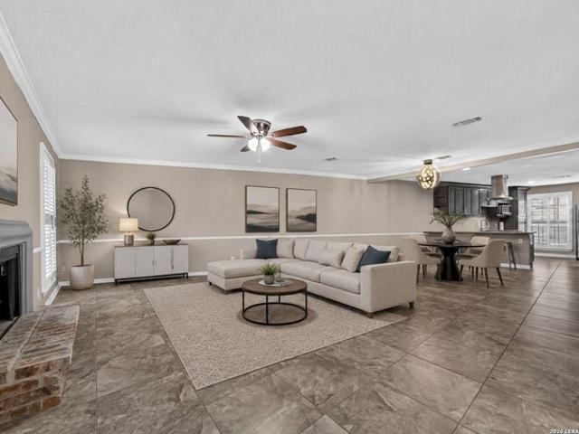 5359 Fredericksburg Rd Apt 209, San Antonio, TX 78229