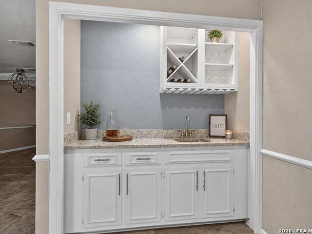 5359 Fredericksburg, Unit 209B