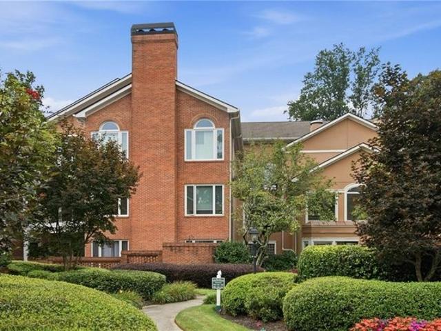 5350 Brooke Ridge Dr, Dunwoody, GA 30338