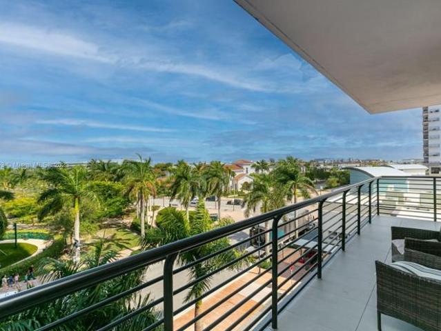5350 84th Ave NW #301, Doral, FL 33166