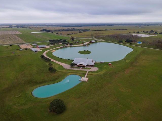 5351 State Highway 71, Bay City, TX 77458