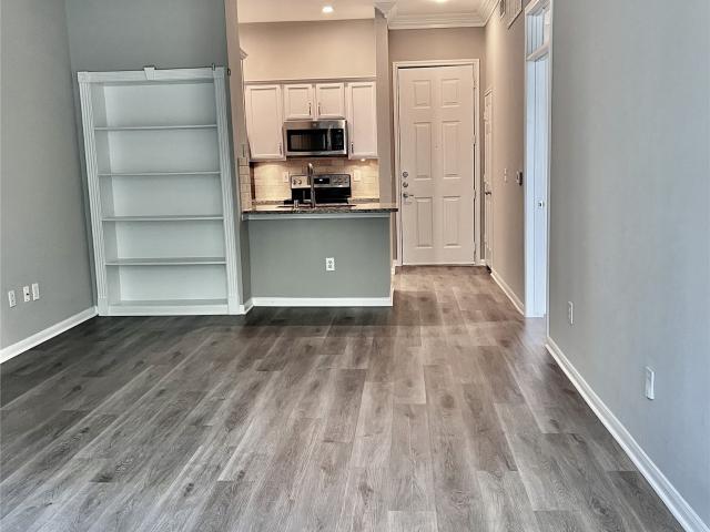 5353 Memorial Drive 1055