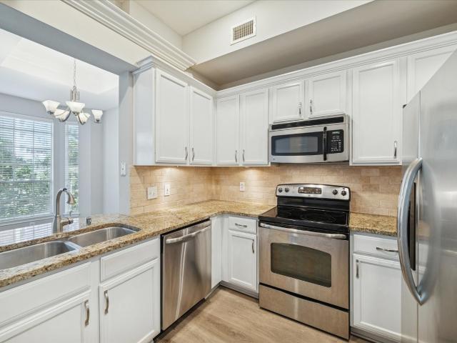 5353 Memorial Drive 3071