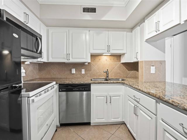5353 Institute Lane 8