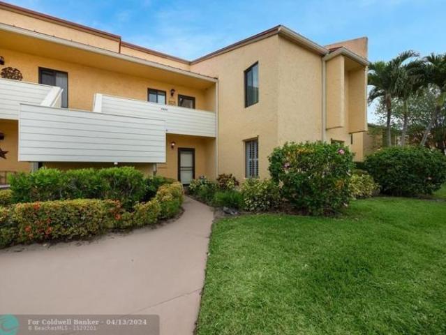 5353 SE Miles Grant Rd #104, Stuart, FL 34997