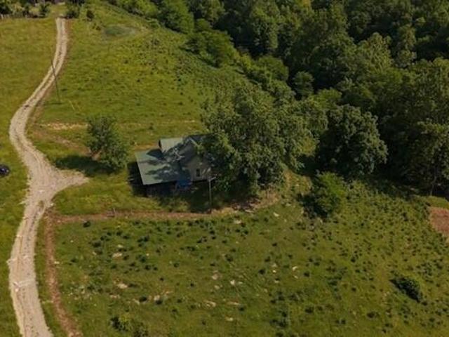 585 & 1255 Love Ridge Road