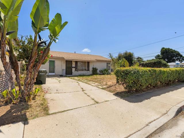 535 12th St, Imperial Beach, CA 91932 | MLS #260010
