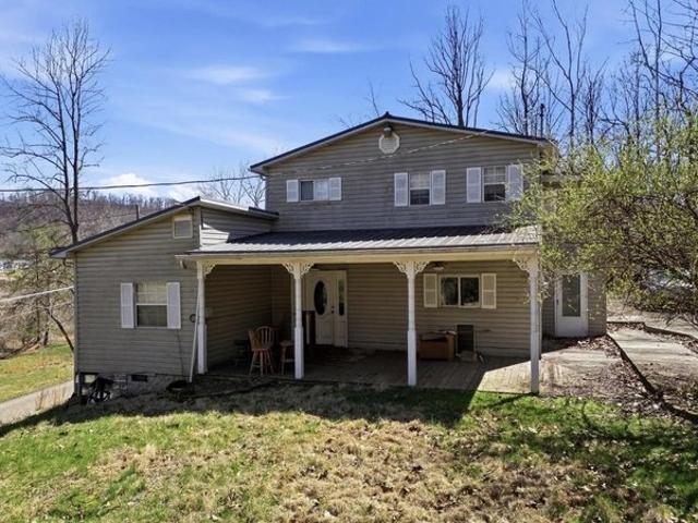 535 County Road 104, Chesapeake, OH 45619