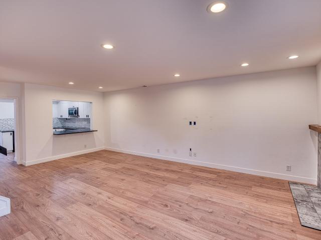 535 Churchill Downs Ct