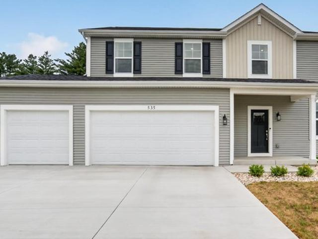 535 Arbor Ridge Dr, Delavan, WI 53115