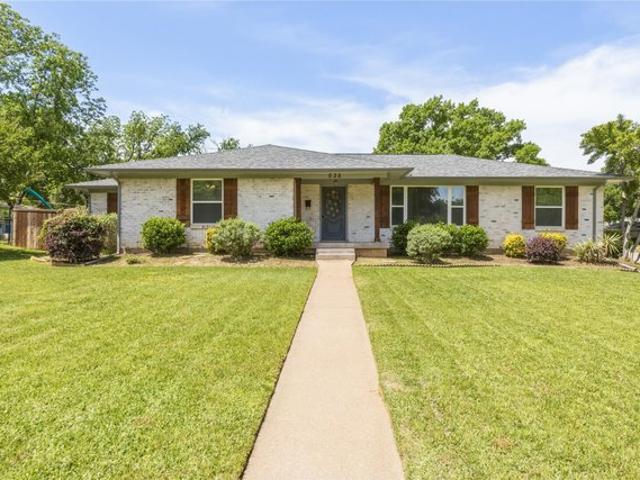 535 Degan Ave, Lewisville, TX 75057
