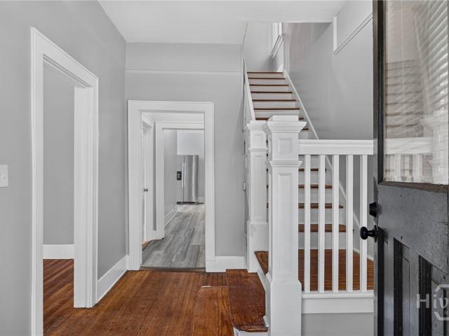 535 E 37th Street