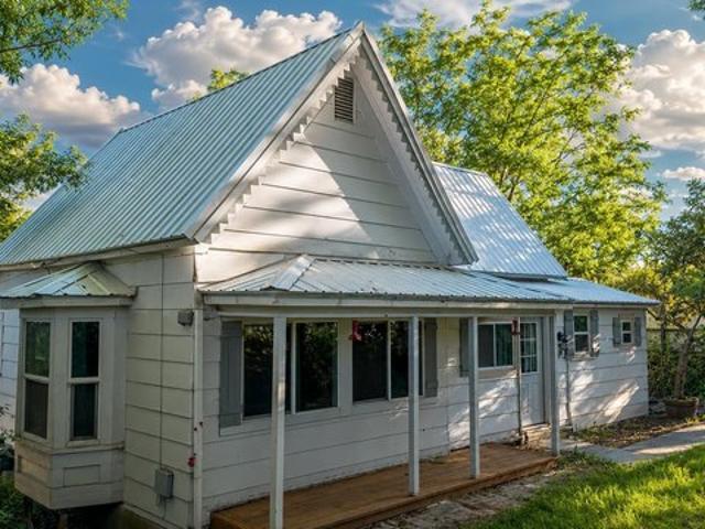 535 E Alder St, Palouse, WA 99161