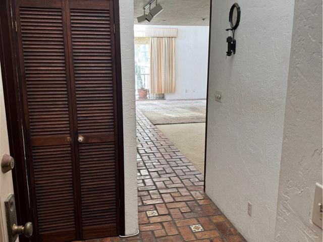 535 Esplanade 601