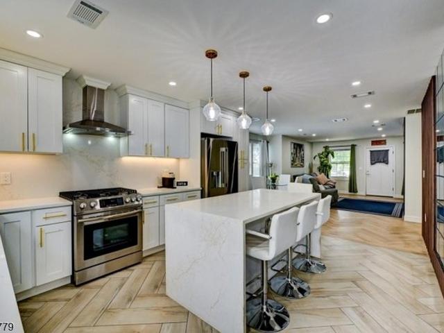 535 Farley Ave, Scotch Plains, NJ 07076