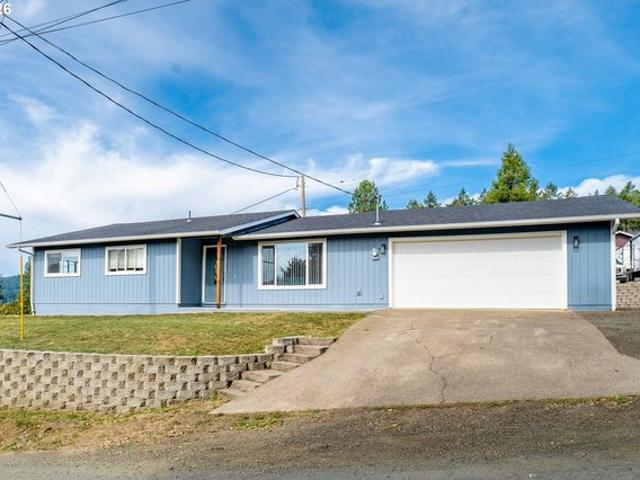 535 Oak Ter, Sutherlin, OR 97479