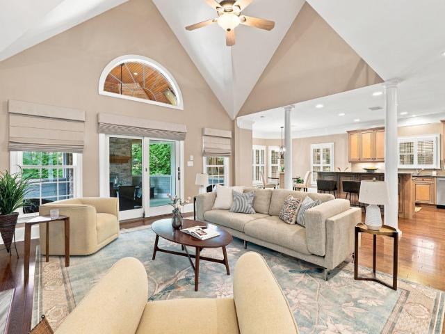 535 Mountain Laurel