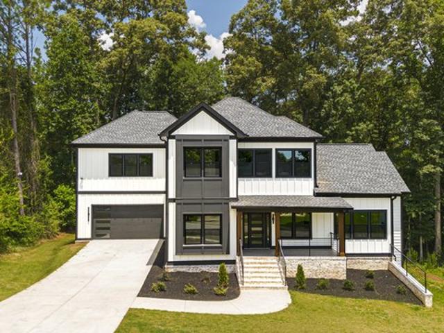 535 Michael Cir, Monroe, GA 30655
