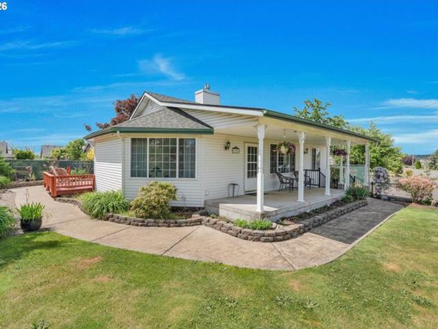 535 N 11th St, Aumsville, OR 97325