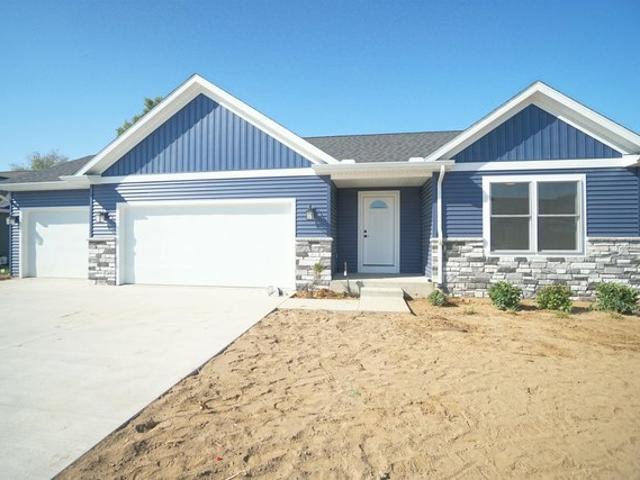 535 N Eastfield Cir, Milford, IN 46542