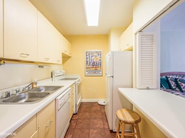 535 N Michigan Avenue # 1607