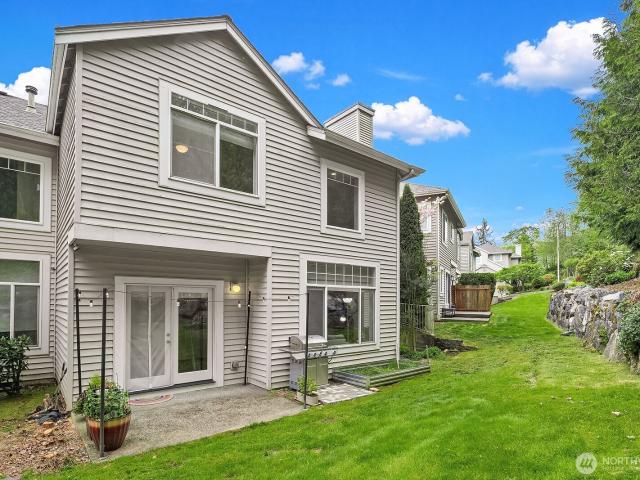 535 S 51st Court