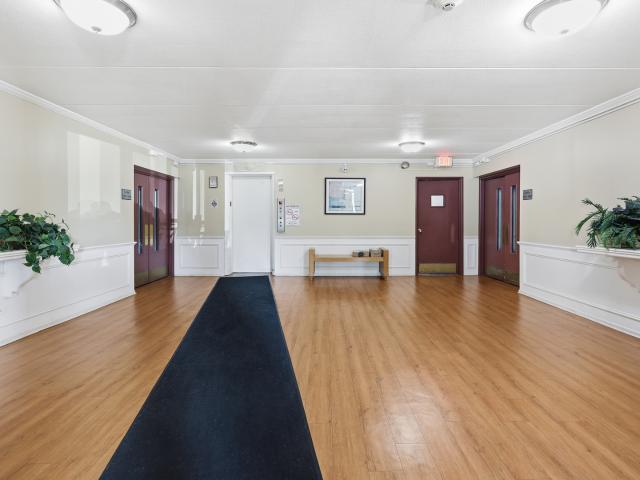 535 S Cleveland Avenue # 106