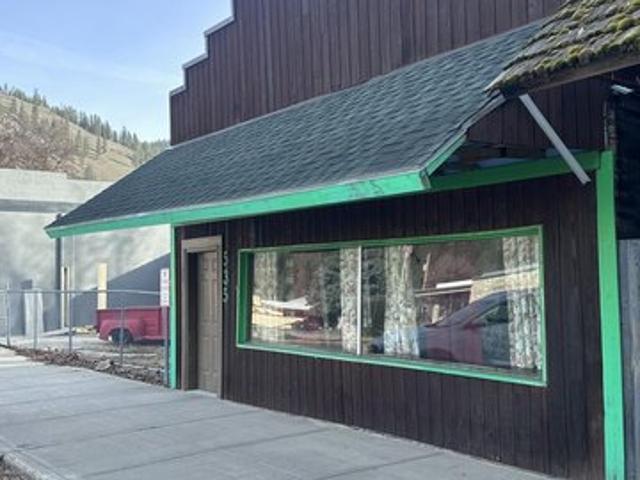 535 S Meyers St, Kettle Falls, WA 99141