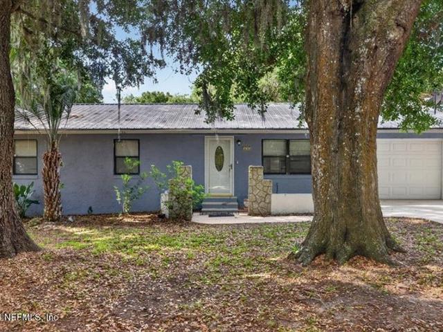 535 S Prospect St, Crescent City, FL 32112