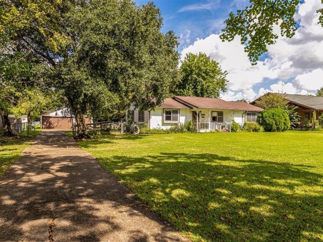 535 Pampa Street