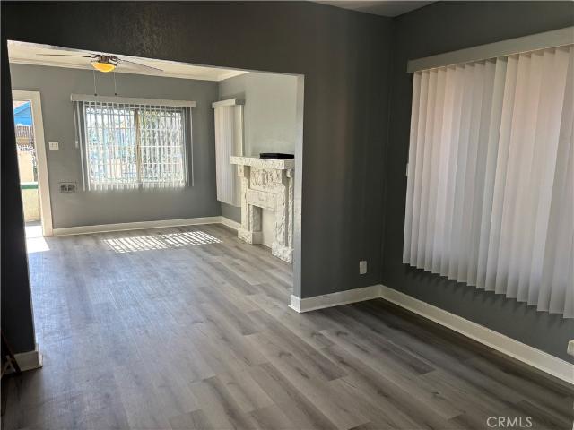 535 W 54th St, Los Angeles, CA 90037 | MLS #26832